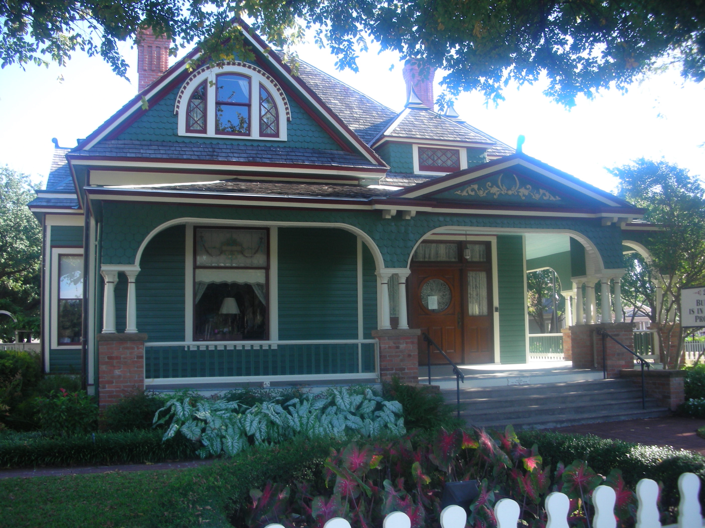 Historical Structures - McMillan Movers